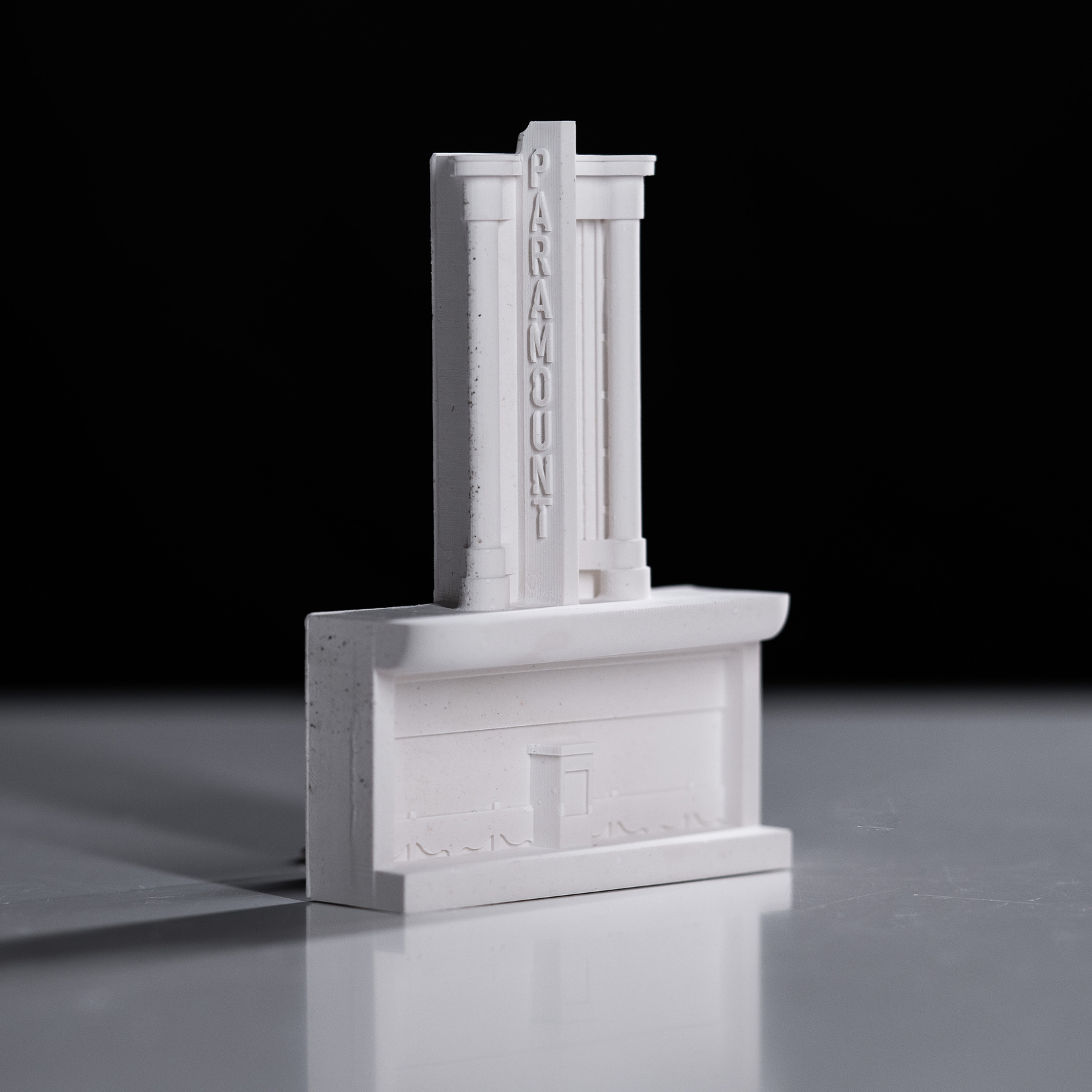 Paramount miniature model – Spaceplay